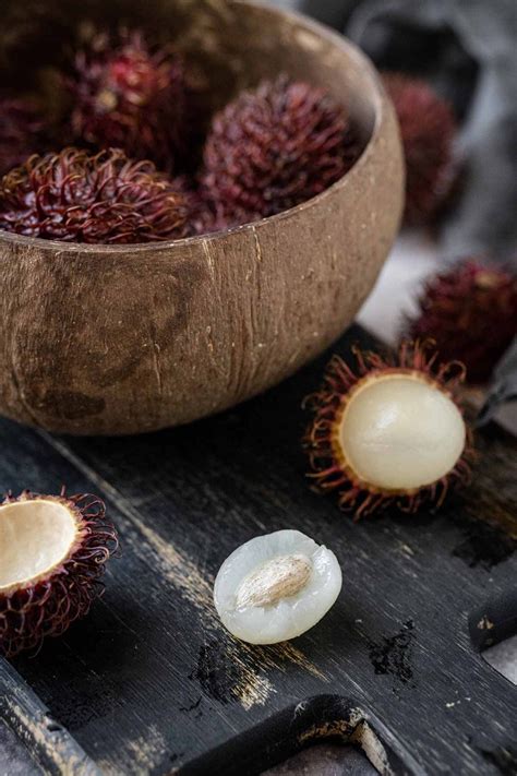 How To Eat A Rambutan Picking And Storing Tips