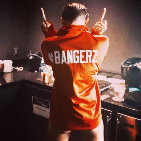 Miley Cyrus And Her Slutty Performance Impresses Selena Gomez