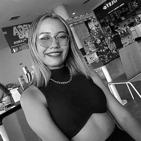 May♡ May Natsukii • Threads Say More