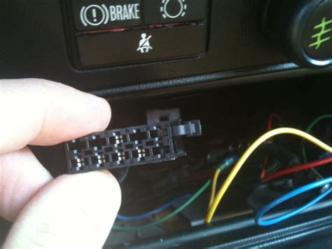 How Do You Remove A Wire Harness From A Clip