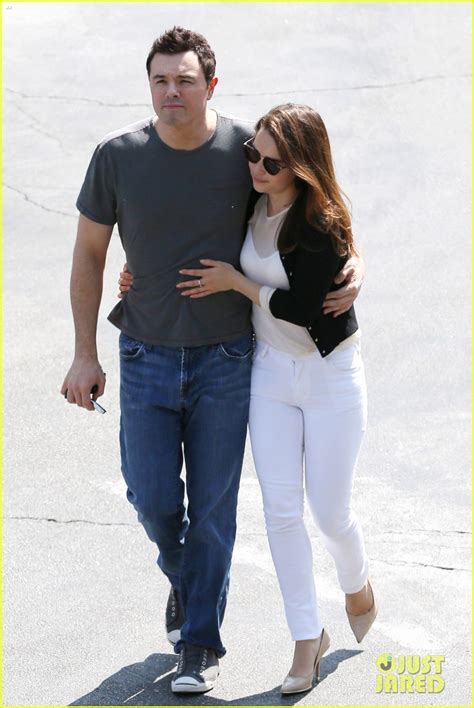 Emilia Clarke Seth Macfarlane Lunch Lovers Photo Emilia Clarke Seth Macfarlane