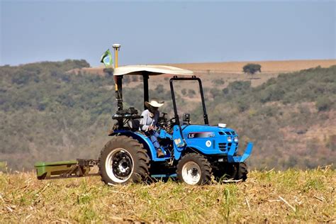 G40 Ls Tractor Cultivar Magazine
