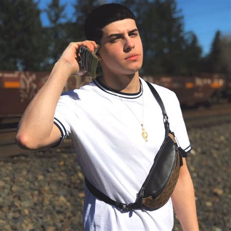 Everardo Songs Events And Music Stats