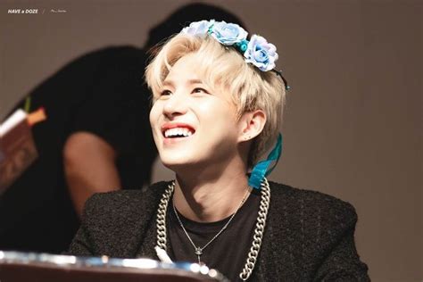 Pin By Luna Dragneel On Kpop Ace Kpop Rappers Singer