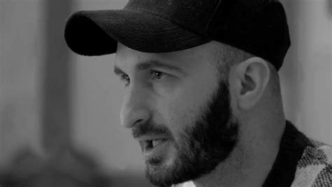 „ცოტას გინახავთ ბავშვის თვალები რომელსაც მკვდარი ოცნებების ფერი დაჰკრავს“ Kvira Ge