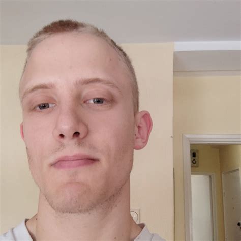 Miloš Milić Frontend Developer 4create Linkedin