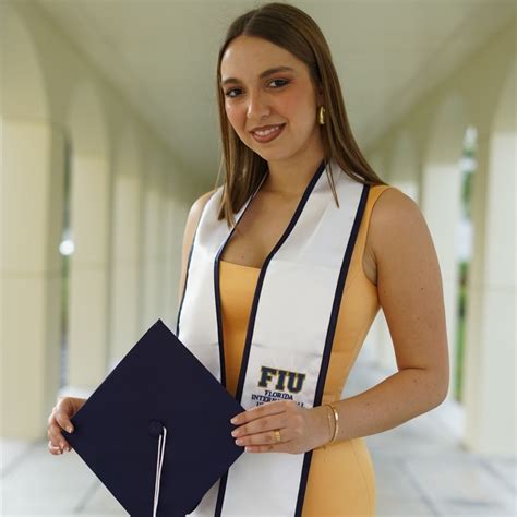 Maria Valeria Simonelli Social Media Content Creator Freelance Linkedin