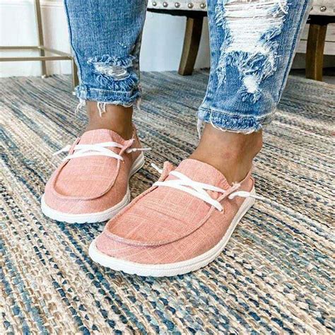 Womens Slip On Casual Shoes For Women Lightweight Canvas Sneakers Memory Foam Loafers Shoes