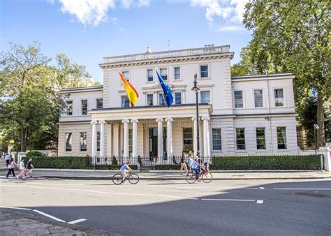 London Uk August 19 2023 The Spanish And Eu Flags Flying Over The