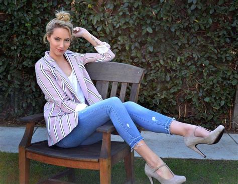 Molly Mccook Pictures Hotness Rating 9 55 10