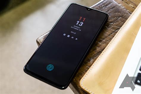 The OnePlus And T Just Got Android From LineageOS Before OnePlus Itself