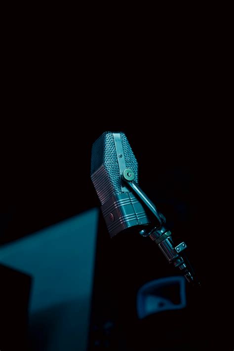 East West Shots Hei An