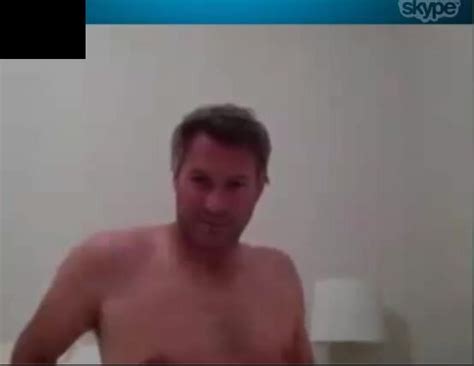 Famous T Nnis Player