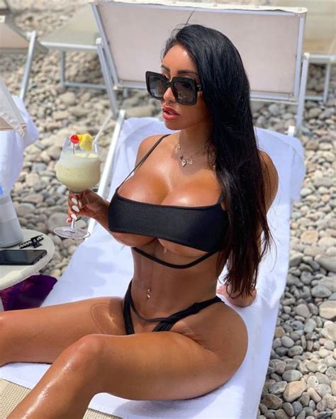 Gorgeous Body Perfect Tits Smith79