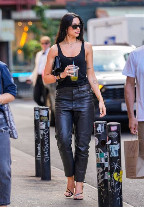 Dua Lipa Champions New York Street Style Leather Noir • Celebmafia