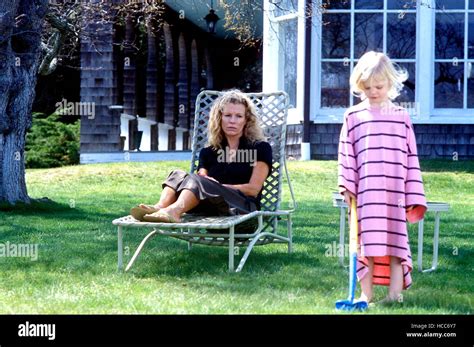 The Door In The Floor Kim Basinger Elle Fanning 2004 C Focus