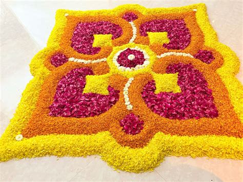 Pin By Zarna Goradia On Rangoli In 2025 Simple Flower Design Small