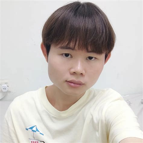 謝薇安 Vivian New Bikini👙新比基尼 2020謝薇安🌞likeit 👙： Waveshine Facebook