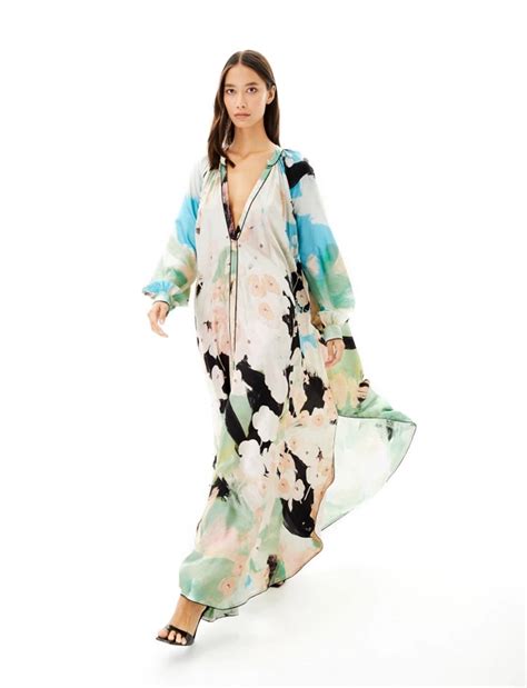 9 Easy Breezy Summer Dresses That Are Perfect For Your Next Getaway Tpm