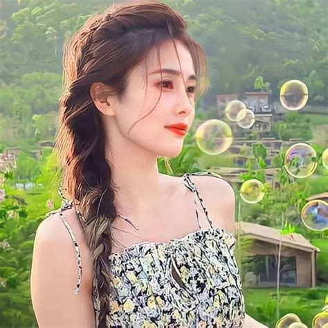 不裸的性感女生头像 知乎