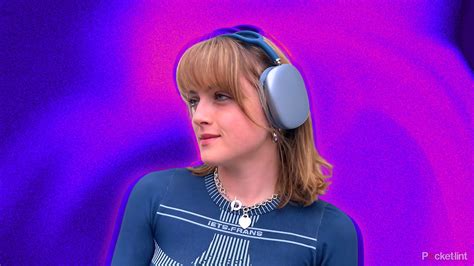 On Ear Headphones Vs Over Ear Headphones Which Sounds Better