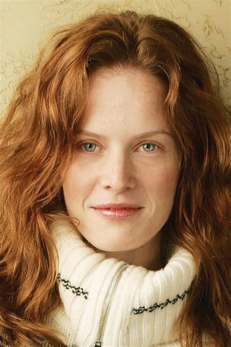 Rebecca Mader Wiki Biography Age Gallery Spouse And More