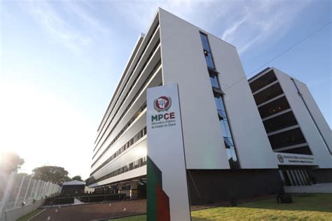 Homem é Condenado A 26 Anos De Prisão Por Matar Companheira Na Frente