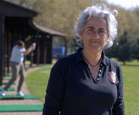 Chassieu Carole Amsellem A Concilié Ses Deux Passions Le Golf Et Le Coaching