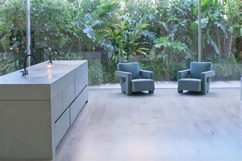 Kim Kardashian Archives Firstclasse