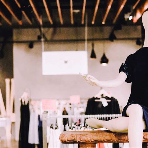 Mona Williams Monarkk