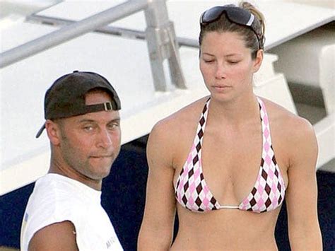 Derek Jeter Sex Life A List Of The Women Derek Jeter Dated Yourtango