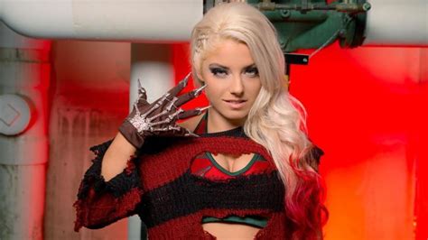Alexa Bliss On Her First Wrestlemania And Cosplay Wrestling As Harley