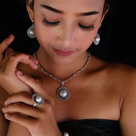 Putera Silver Puterasilverbali • Threads Say More