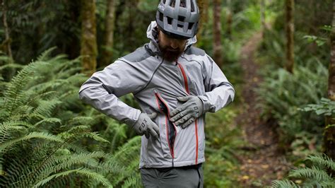 Showers Pass Elements Jacket First Look