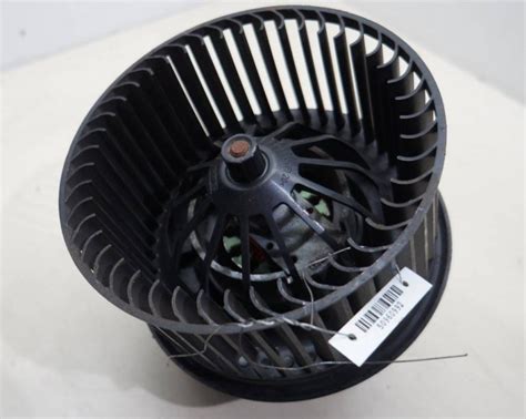 Что делать, если не работает вентилятор (моторчик) печки Форд Фокус 1 ...