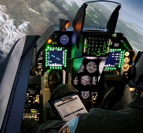 F 16 Simulator Fighter Jet Cockpit Turnkey Viper In 8 Weeks Cockpit Fighter Jets Flight