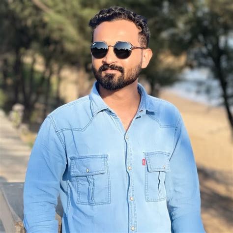 Vishal Vadhel Vishal D Vadhel • Threads Say More