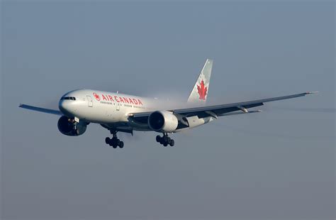 Boeing 777 200 Air Canada Photos And Description Of The Plane