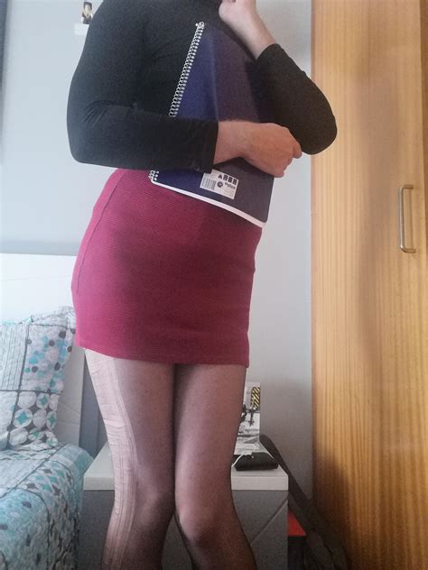 Hello Sir Im The New Office Intern Scrolller