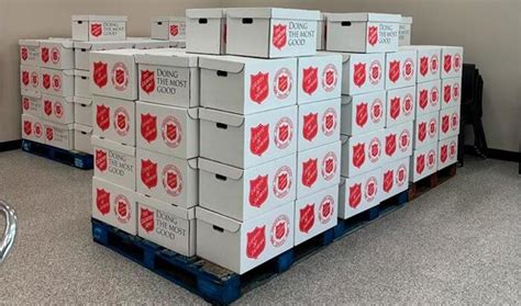 Salvation Army Makes Holidays Brighter With Food T Boxes News