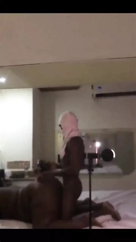 Бесплатно порно видео с тегом Большая жопа Xhamster