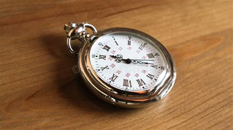 Vintage Pocket Watch Clock Timelapsetime Pass Conceptanalog Clock