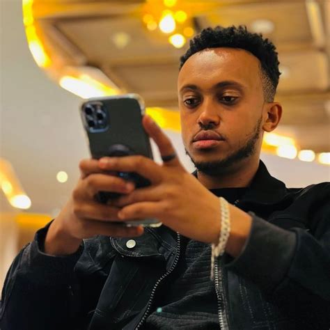 Abi Tinsu Abitinsu • Threads Say More