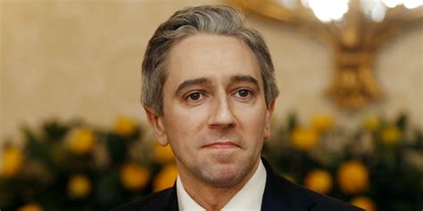 아일랜드 최연소 총리 취임 37세 사이먼 해리스 열정과 결의로 임할 것