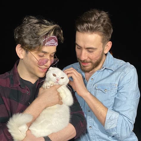 الجلادين Youtube