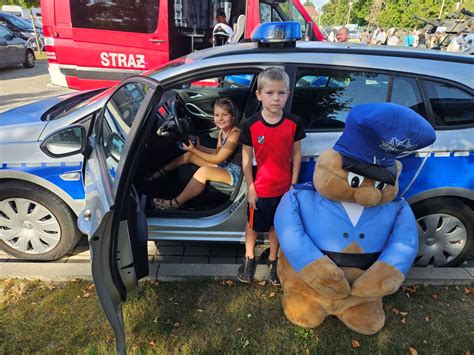 Sierżant Pyrek Na Obchodach święta Centrum Szkolenia Wojsk Lądowych Pyrek