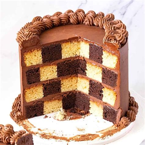 How To Make A Checkerboard Cake Recipe Checkerboard Cake Decoration