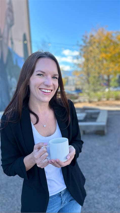 Ultimate Guide To Becoming A Virtual Assistant