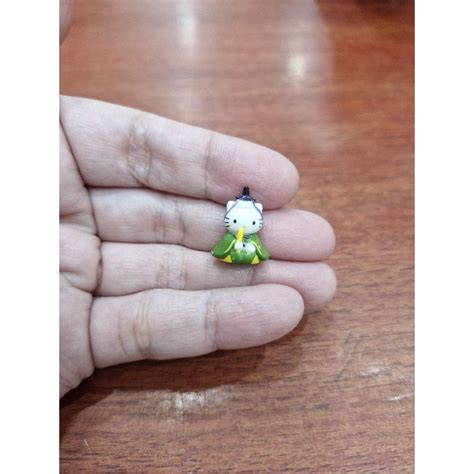 Jual Hello Kitty Mini Chatm Kaisar Shopee Indonesia