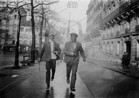 Sam Mcvey 18884 1921 On The Right American Boxer